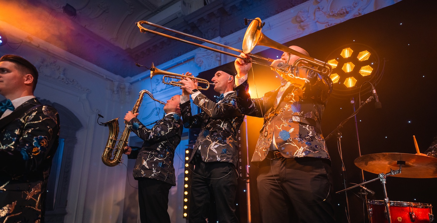 Pop, funk & soul live wedding band London